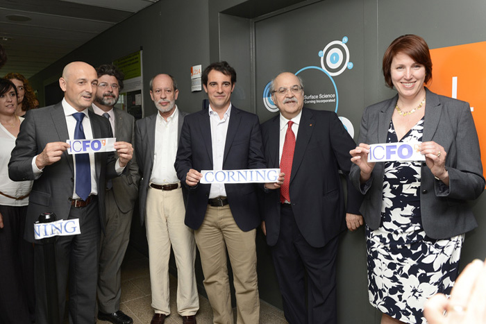 New Corning-ICFO Chair — UPC Portal on Energy and Ecological Transition ...